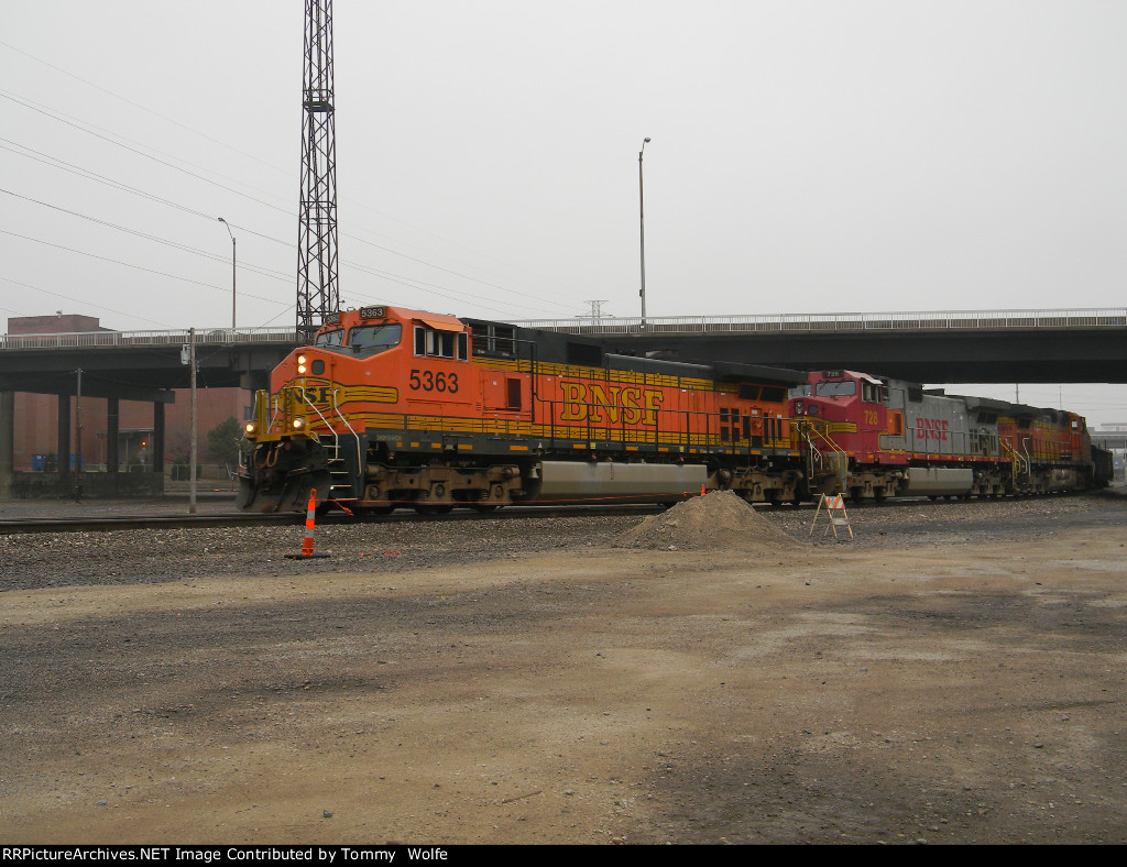 BNSF 5363
